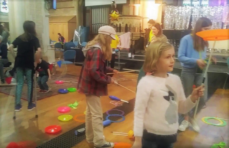 Circus skills workshop for parties, festivals and events in the UK