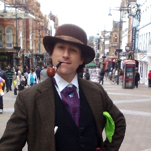 Victorian style entertainer for your event